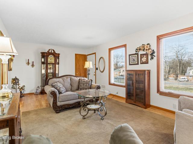 1038 Trevilian Way