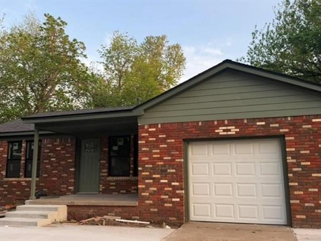 1038 W Boyd St, Norman, OK 73069