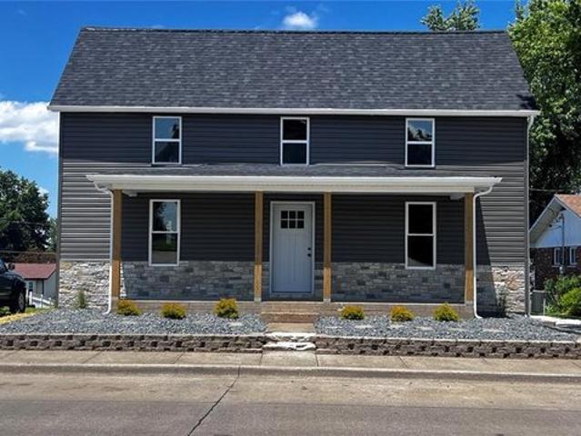 1038 W Saint Joseph St, Perryville, MO 63775