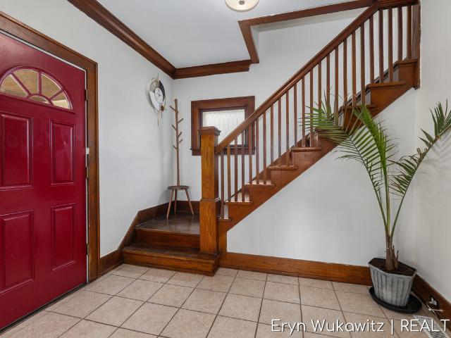 1038 Widdicomb Avenue
