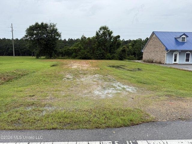 10393 Boney Ave, D'Iberville, MS 39540