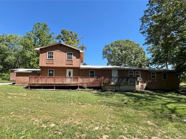 10393 E State Hwy E, Cadet, MO 63630