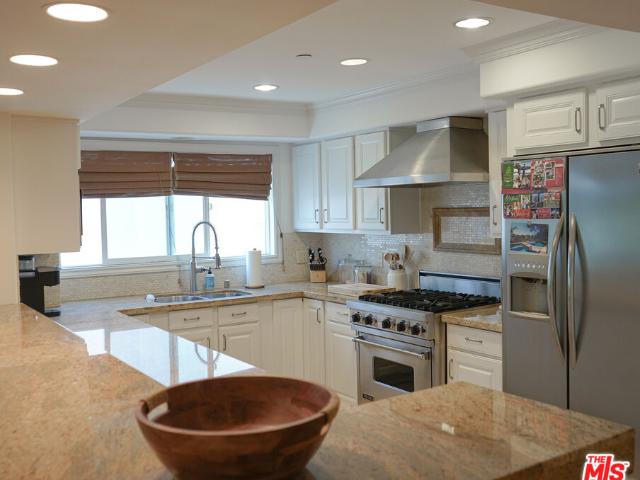 10390 La Grange Ave, Unit PH3, Los Angeles, CA 90025 | MLS #26851