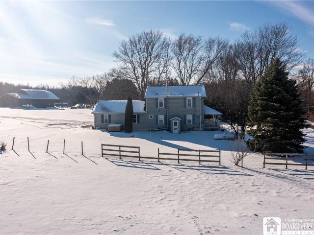 10391 W Side Hill Road