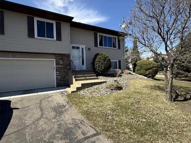 10397 Juniper Ln, Eden Prairie, MN 55347