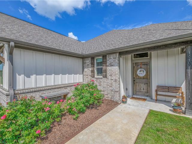 10398 Bourbon Lane