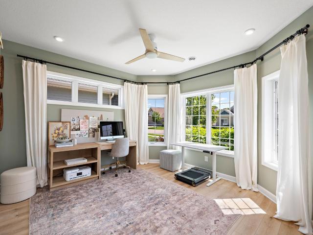 1039 Maple Hill Road
