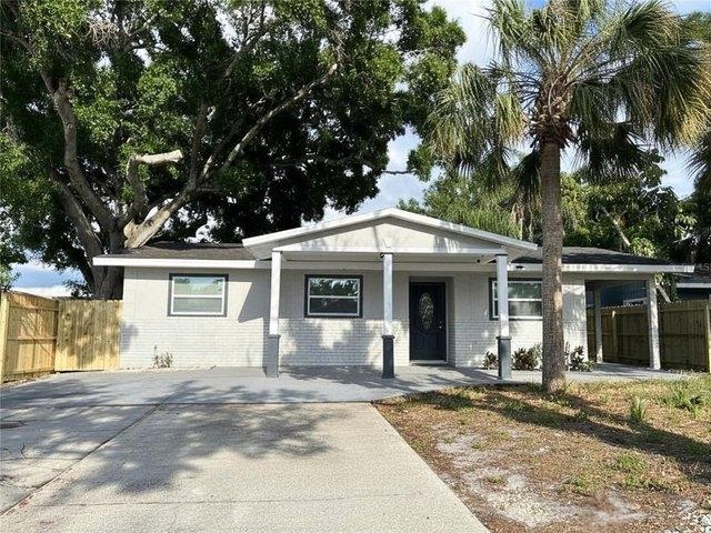 1039 N Missouri Ave, Clearwater, FL 33755