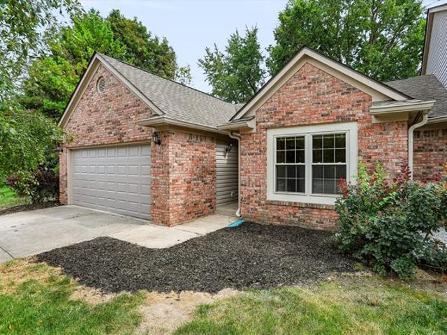 1039 Buffalo Run Way, Indianapolis, IN 46227