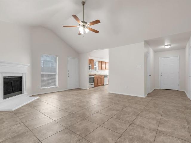 1039 Caliente Drive