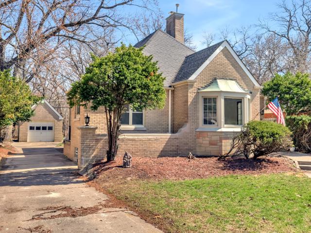 1039 Forest Hill St, Calumet City, IL 60409 | MLS #12610 | Compass