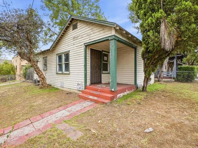 1039 Grevelia St, South Pasadena, CA 91030