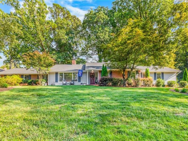 1039 Kenleigh Circle