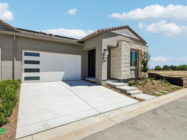 1039 Riverbend Dr, Brentwood, CA 94513