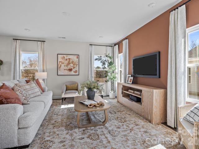 1039 Rocking Horse Road