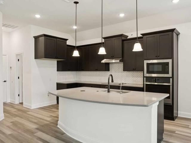 10300 Tapioca St, Fort Worth, TX 76036