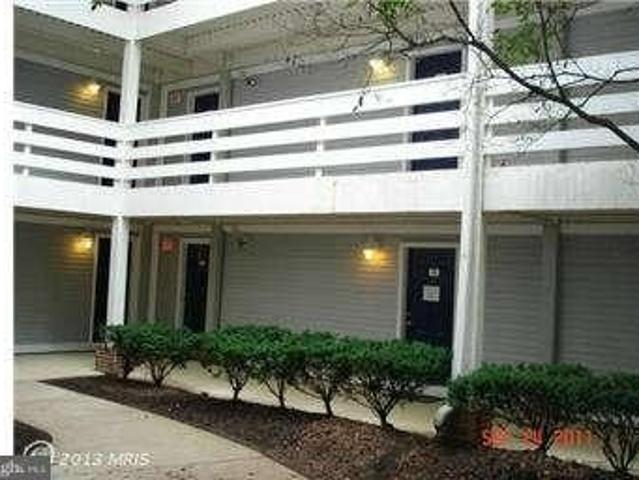 10300 Appalachian Cir Apt 109, Oakton, VA 22124