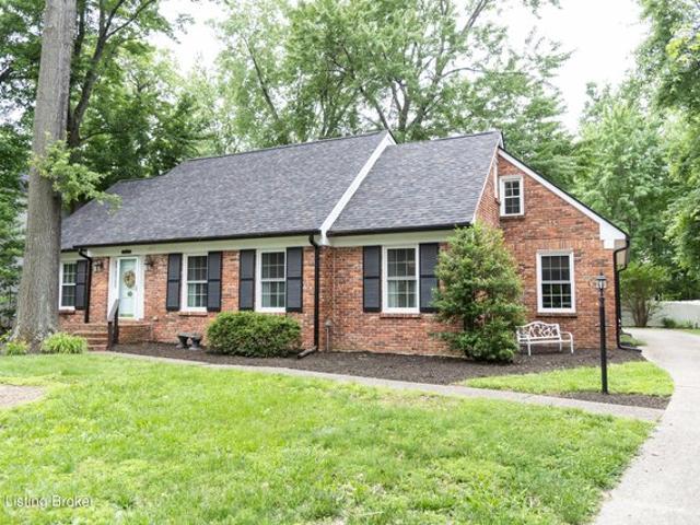 10300 Falling Tree Way, Louisville, KY 40223