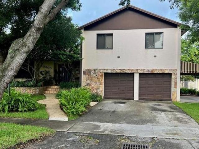 10300 SW 116th Ave, Miami, FL 33176