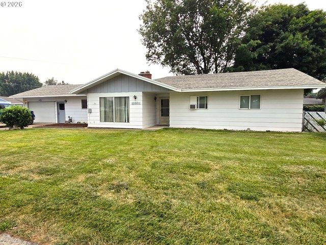 10301 Emily Dr, Island City, OR 97850