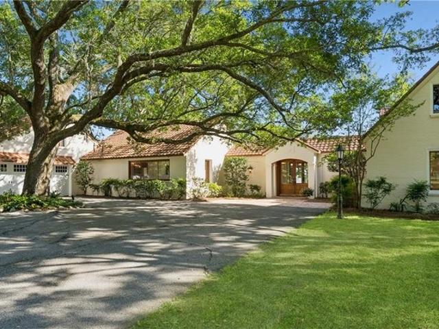 10301 Pointe Aux Chenes Rd, Ocean Springs, MS 39564