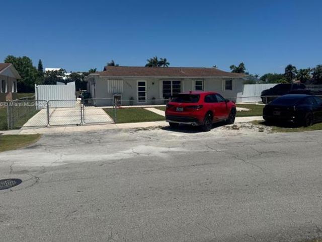 10301 SW 145th St, Miami, FL 33176