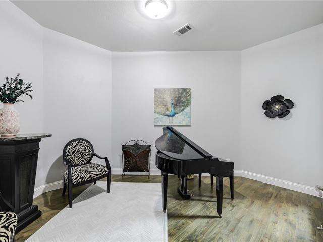 10302 Broadmoor Lane