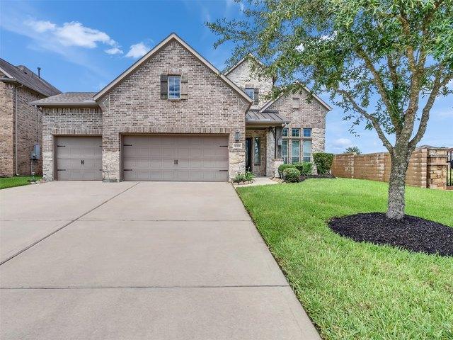 10302 Muir Peak Dr, Rosharon, TX 77583