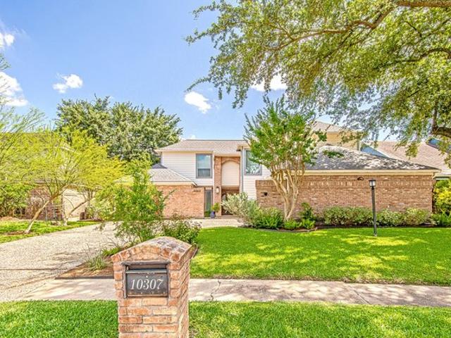 10307 Piping Rock Ln, Houston, TX 77042