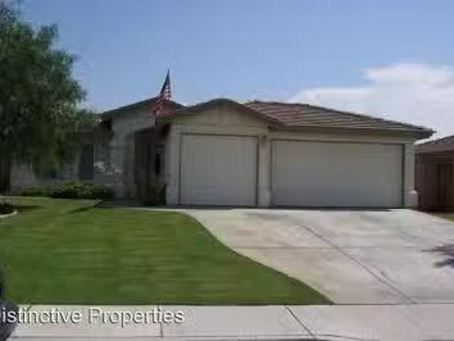 10305 ARAPAHO 10305 Arapaho Ave