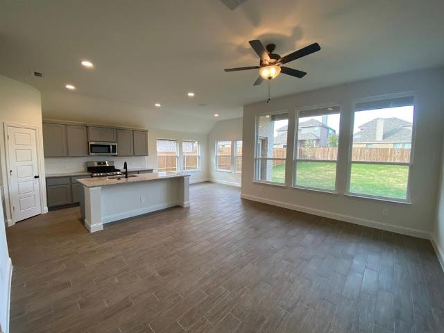 10305 Linseed Drive