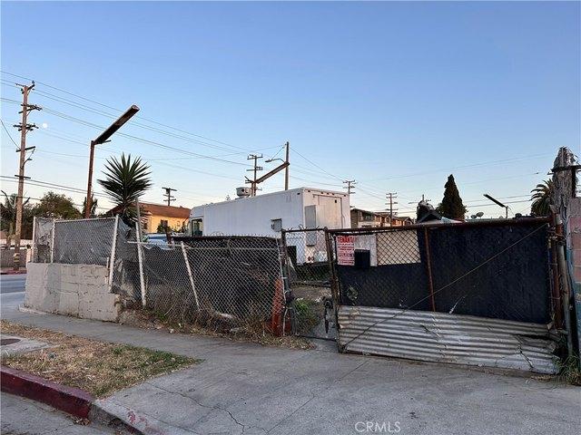 10305 S Normandie Ave, Los Angeles, CA 90044