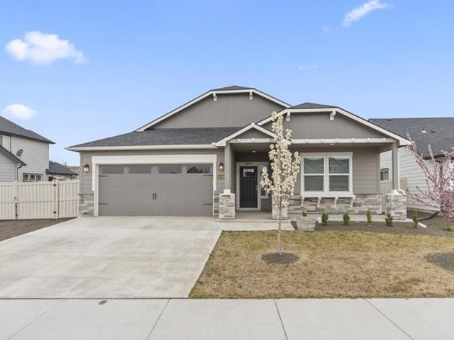 10308 W Trident Ridge Dr, Star, ID 83669