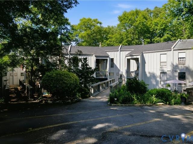 10308 Iron Mill Rd, North Chesterfield, VA 23235