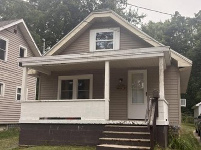 1030 May St, Lansing, MI 48906
