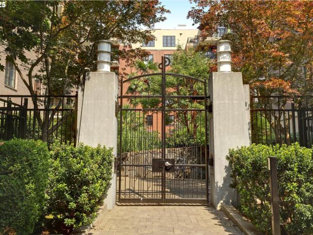 1030 NW Johnson St, Unit 521, Portland, OR 97209 | MLS #783238