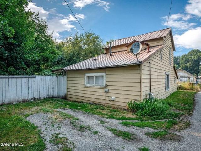 1030 N 1st St, Coeur d'Alene, ID 83814