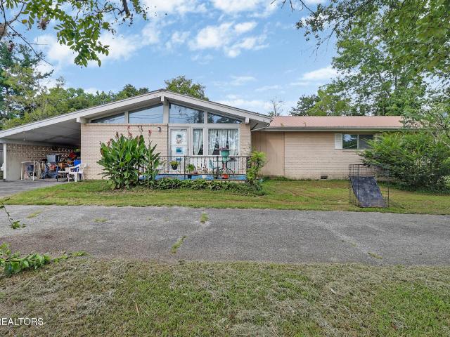 1030 Allardt Hwy