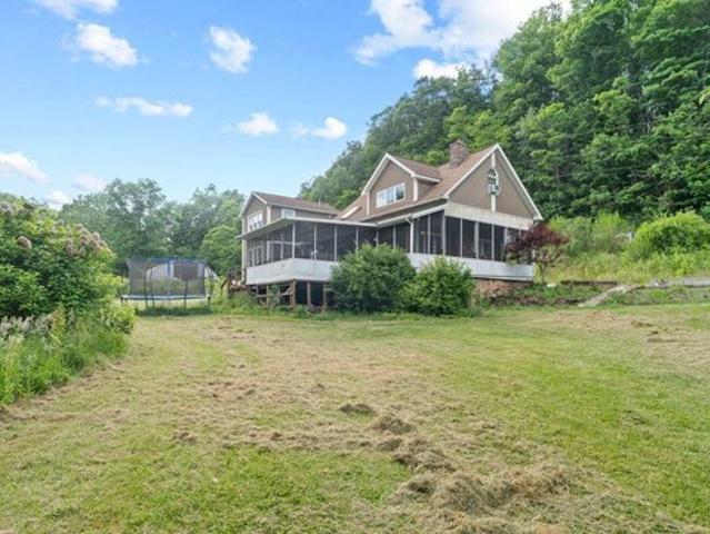 1030 Bethel Hollow Rd, New Paris, PA 15554