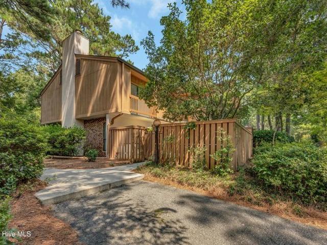 1030 Birch Creek Dr, Wilmington, NC 28403