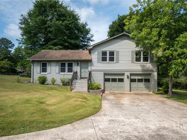 1030 Carriage Hill Road