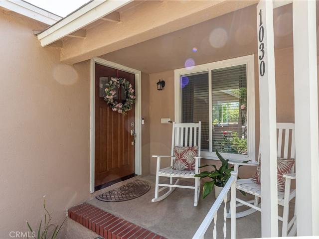 1030 E San Jose