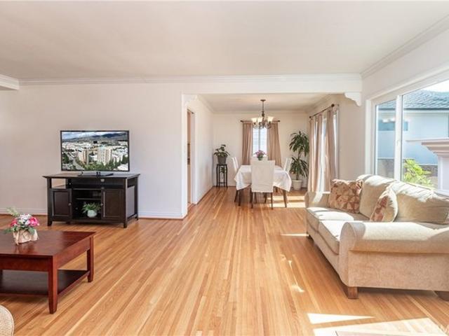 1030 E San Jose Ave, Burbank, CA 91501