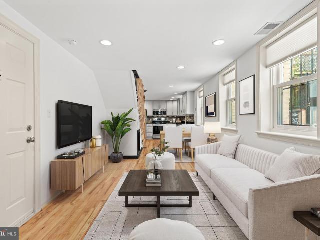 1030 fairmont st nw, washington, dc