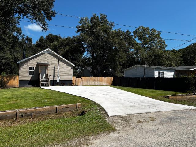1030 Greenhill Road