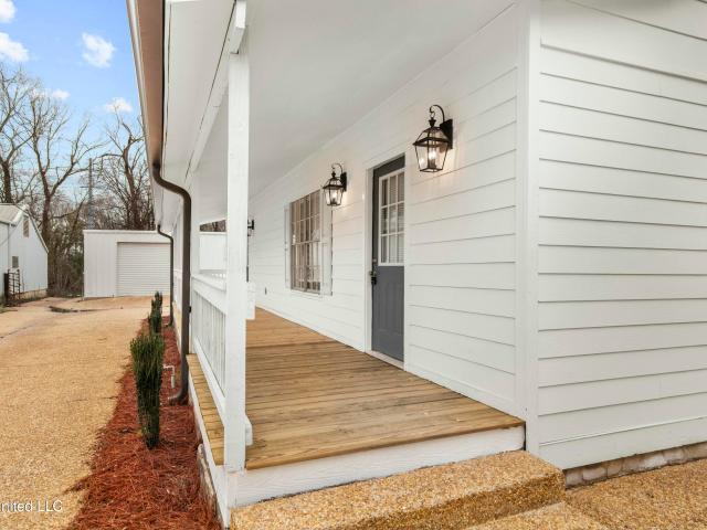 1030 Greymont Street
