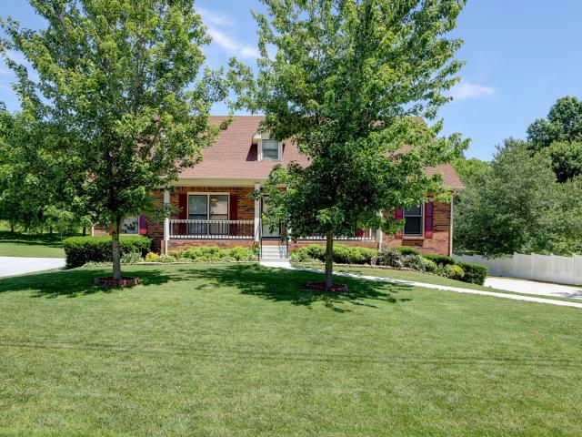1030 Hillshire Dr