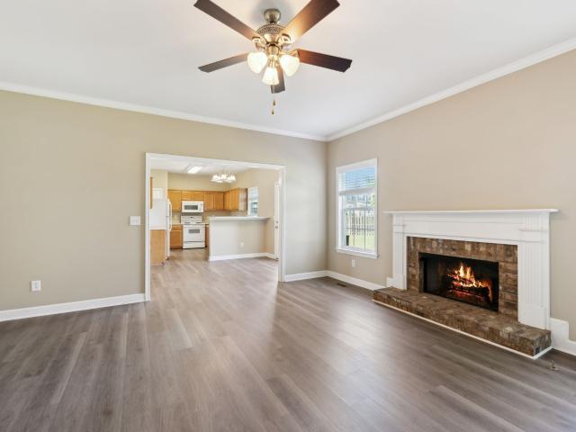 1030 Persimmon Dr