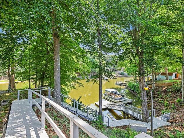 1030 Riverview Road