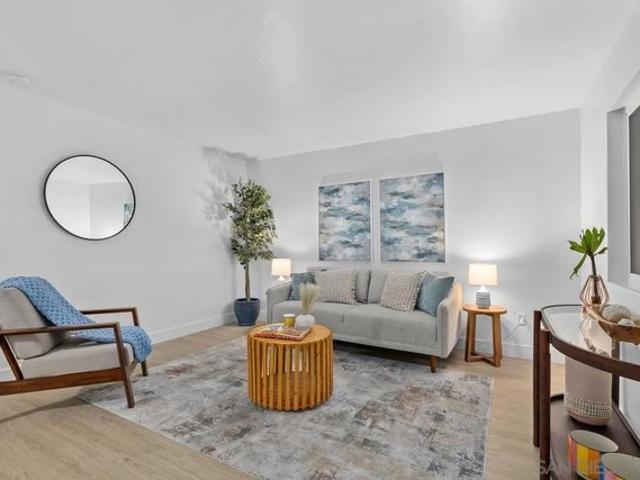 1030 Robinson Ave Unit 210, San Diego, CA 92103